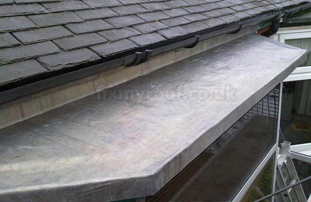 How to Fit a New Lead Roof to a Bay - Replace Your Old Lead Bay Roof ...